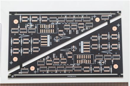 4 layers matte black PCB - PCBBUY